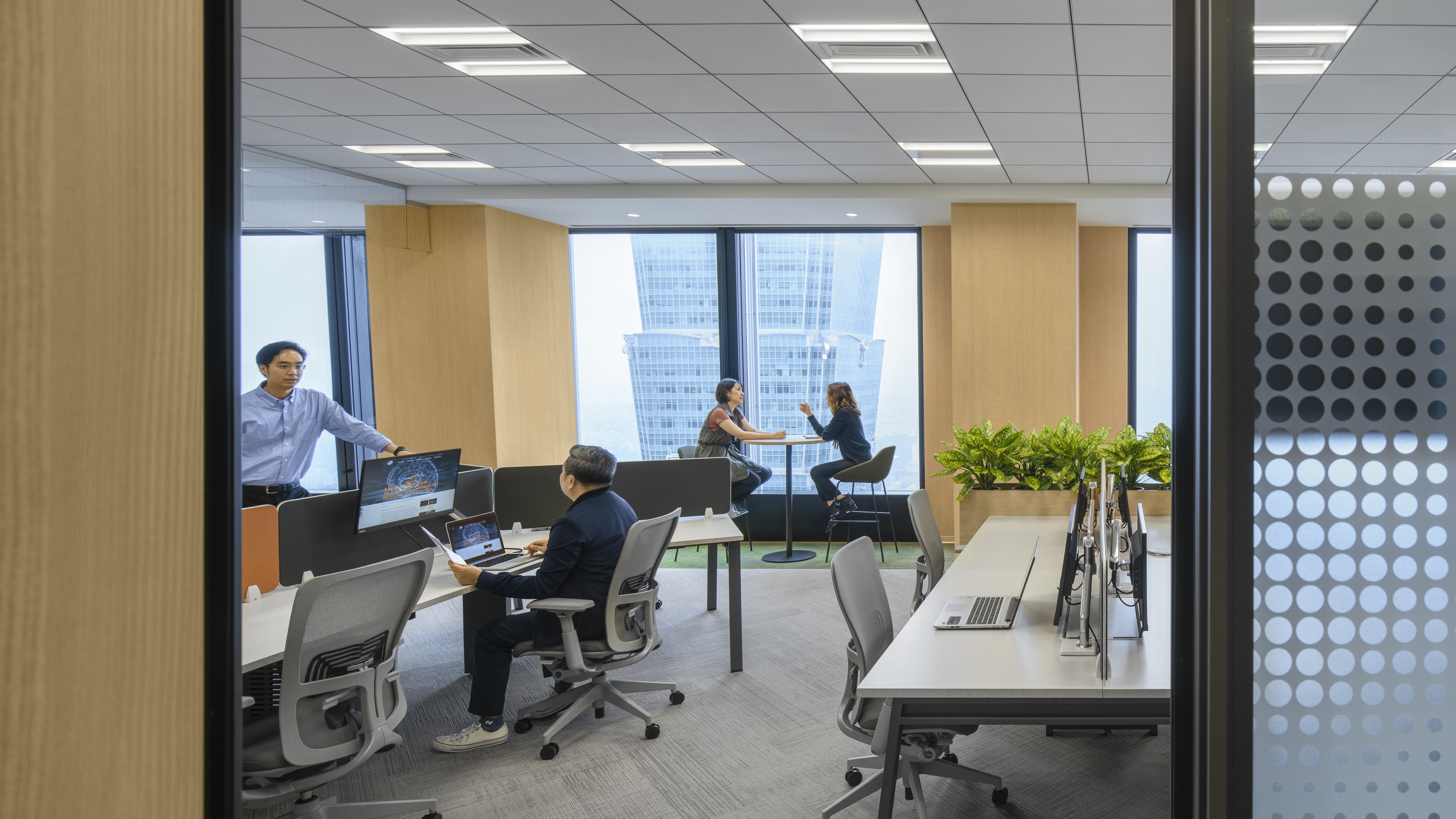iDA Workplace-Pfizer